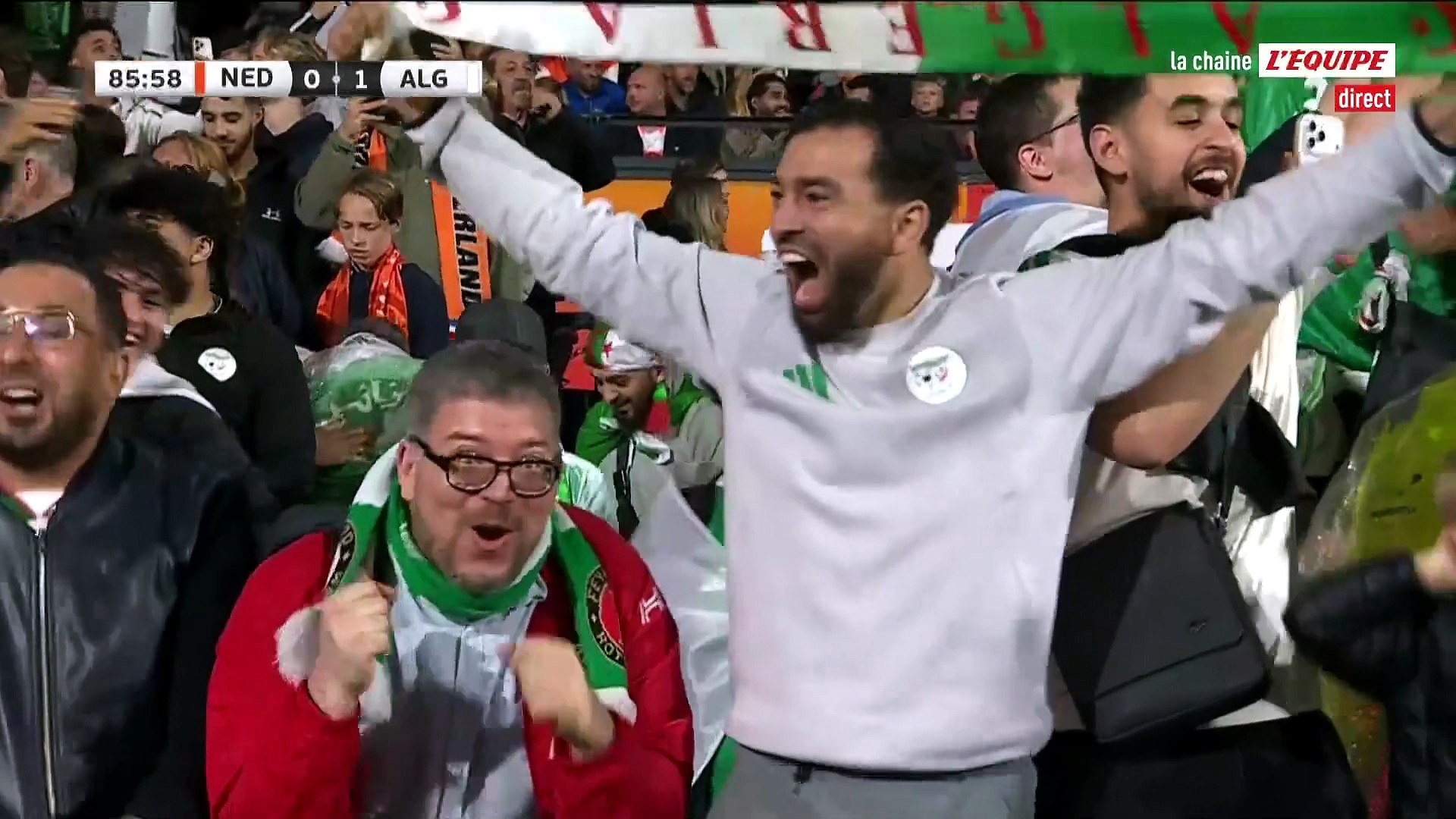 Le but incroyable d'Anis Hadj Moussa avec l'Algérie - foot - Coupe du monde