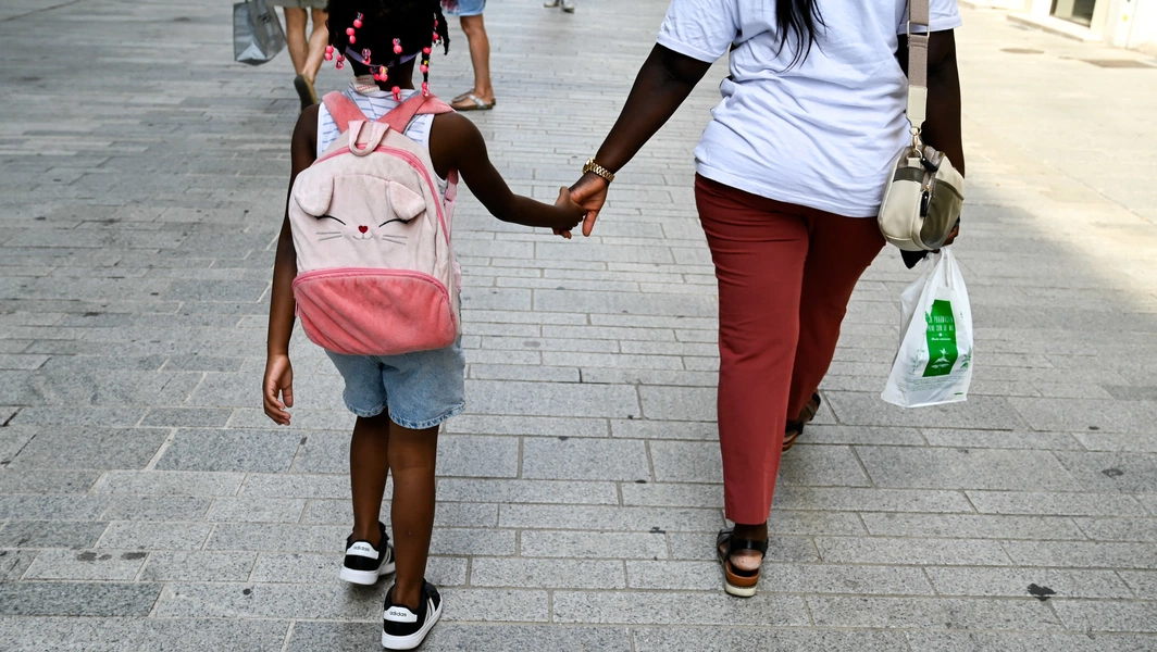 Smart backpack habits to save your spine