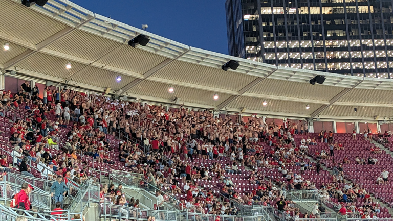 Viral 'Tarps Off' trend hits Great American Ball Park as Reds beat Royals