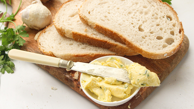 3-ingredient garlic butter recipe