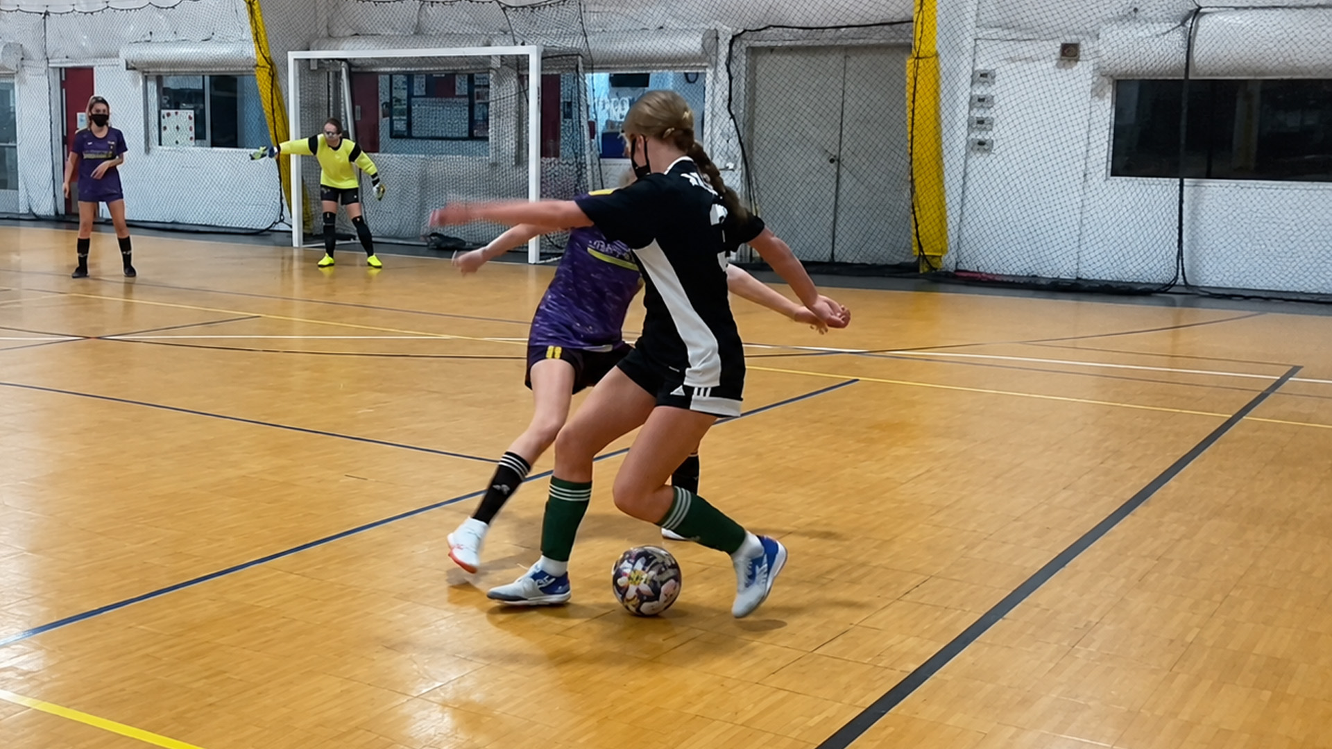 Her nutmeg skill caught the defender completely off guard