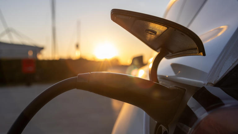 Scottish EV firm Munro plans UK factory for 2027 – report