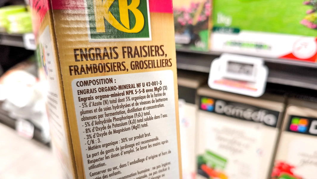 70/30 garden design rule pairs with eco-friendly weed control