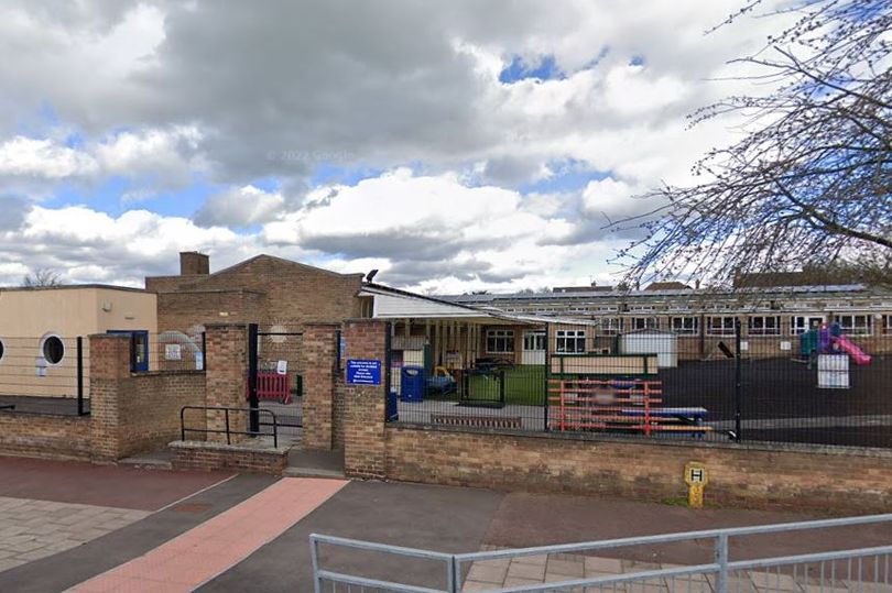 Two Nottinghamshire pupils in hospital as police and paramedics called ...