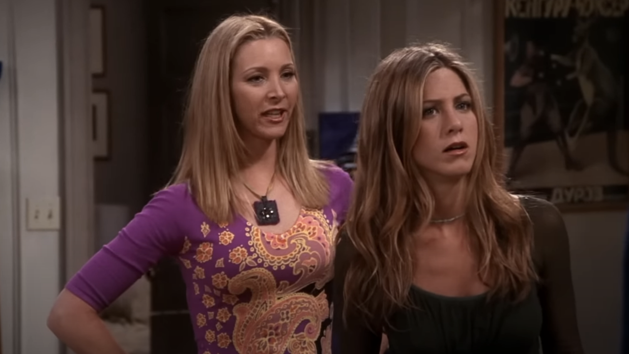 Even Jennifer Aniston is incredulous about Lisa Kudrow 'never' watching ...
