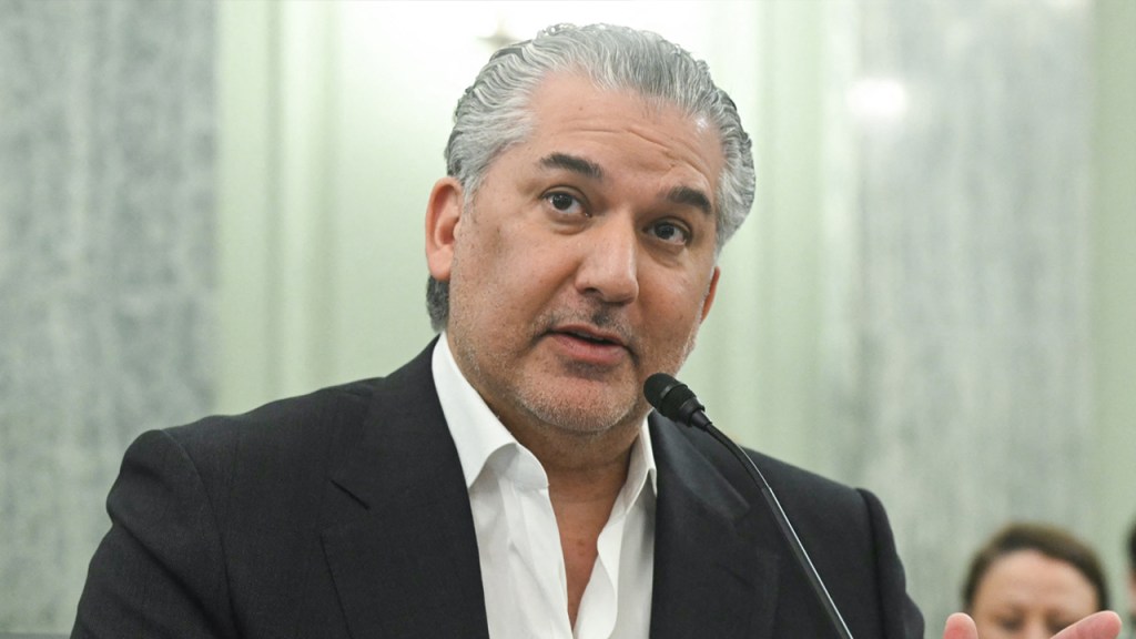 Nick Khan says WWE never changed WrestleMania 40 plans, contradicting ...