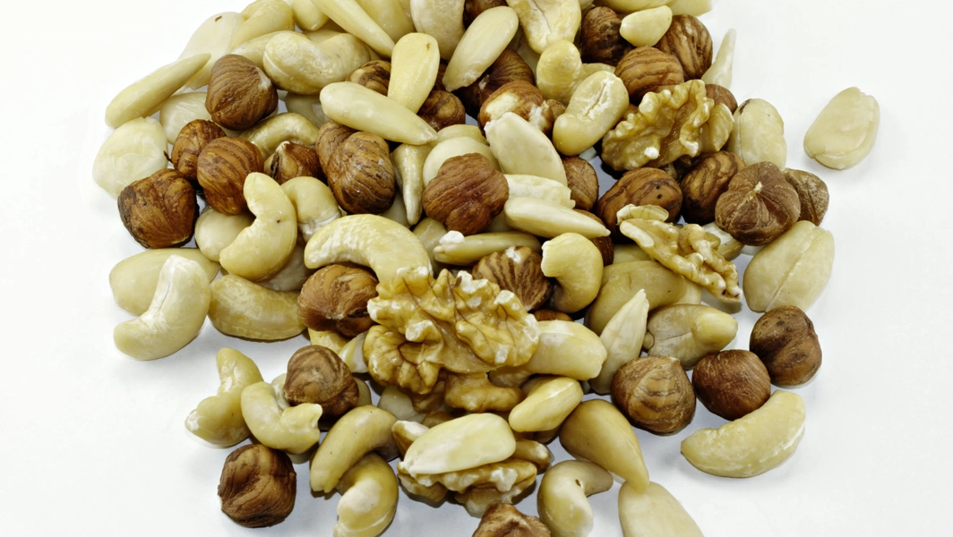 13 nuts ranked for health and sustainability