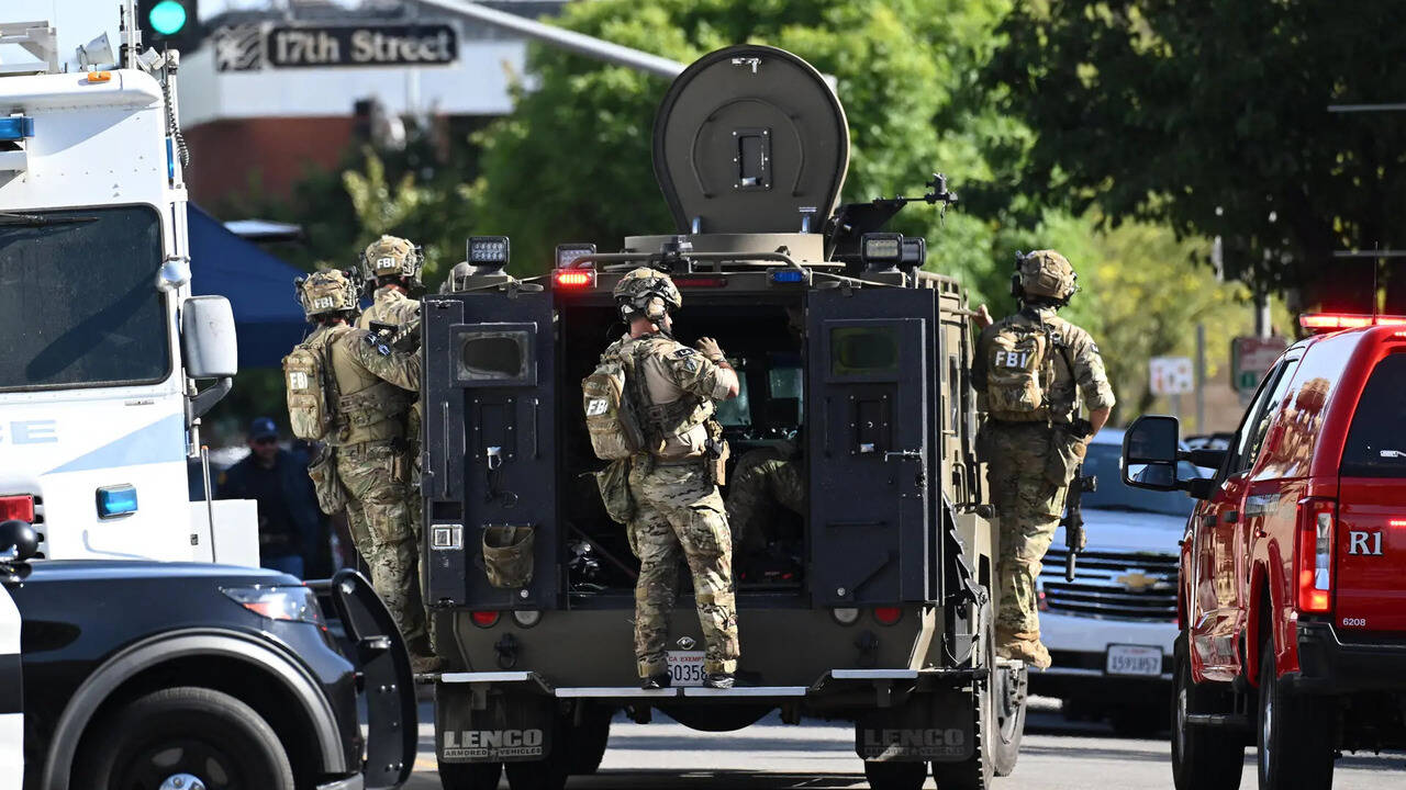FBI ends California hostage standoff, suspect shot and killed