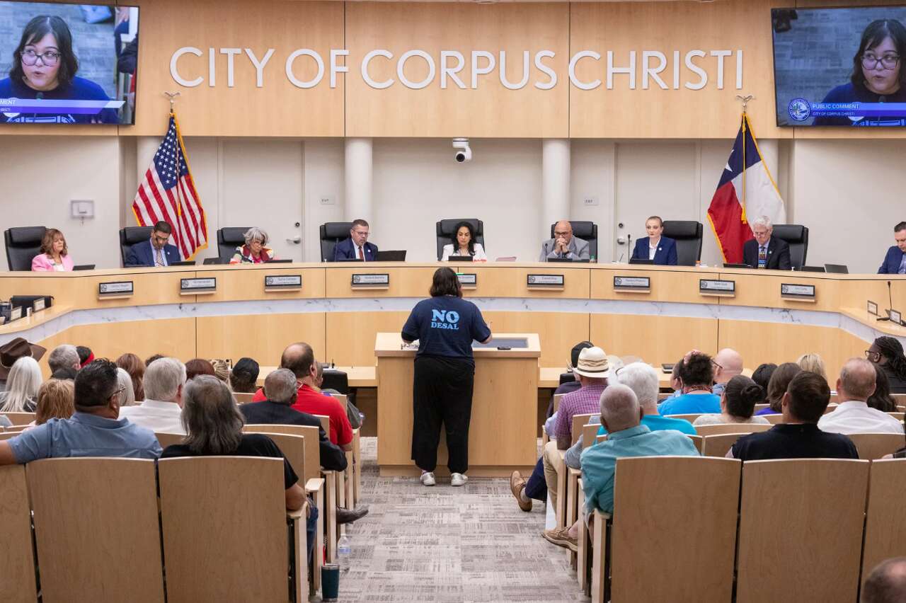 Corpus Christi delays decision on nearly billion-dollar water plant ...