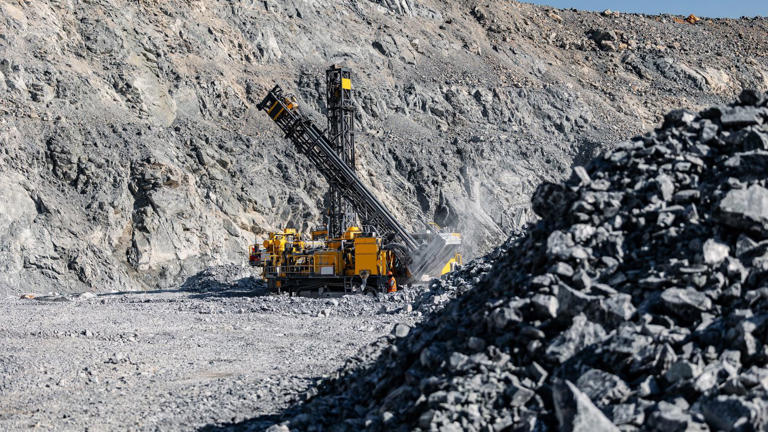 Great Western starts 3,000m drilling at Diorama copper-gold target