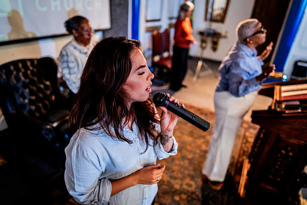 Are Black church choirs dying? The rise of praise teams explained