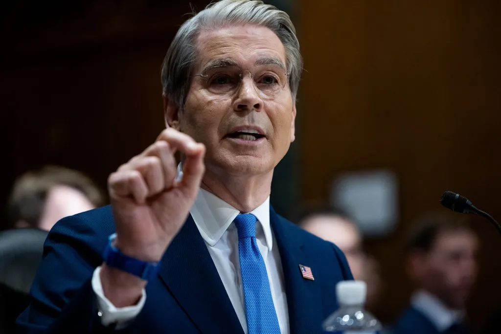 Bessent confronts Ron Wyden at hearing with accusations his son met ...