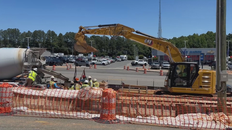Traffic, cranes and cones: Mooresville braces for another major road ...