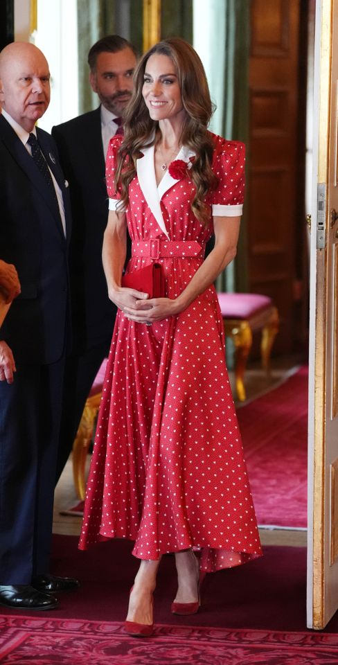 Kate Middleton's latest outfits might be sending a subtle message about ...