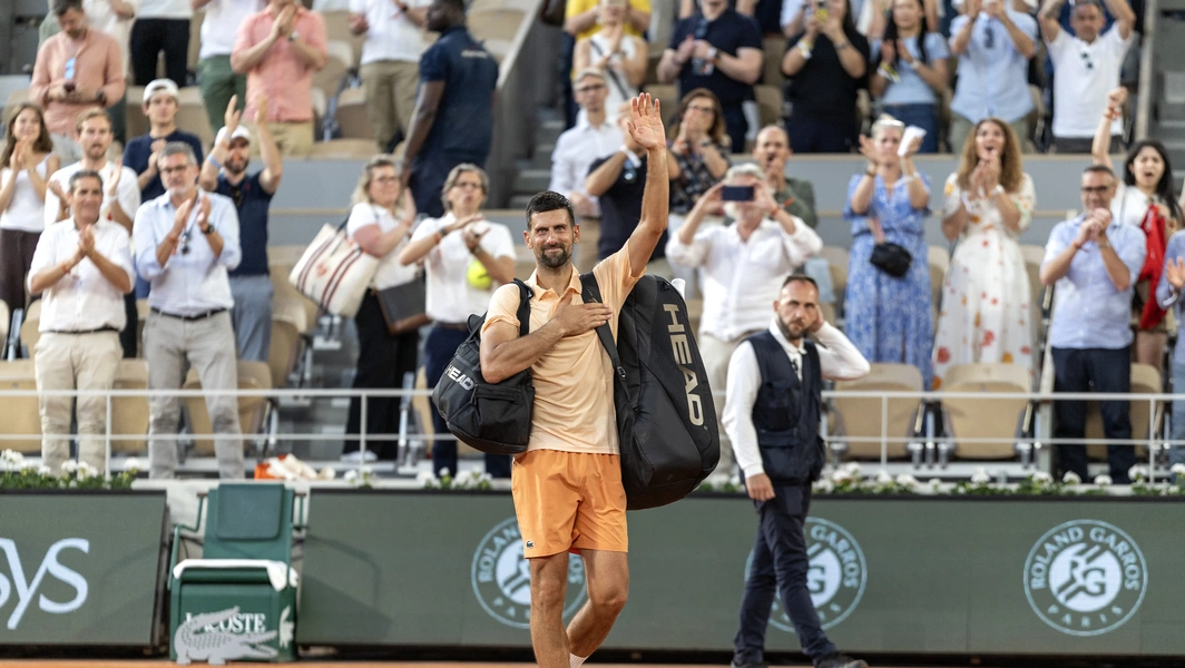 Zverev shrugs off favourite tag after French Open win