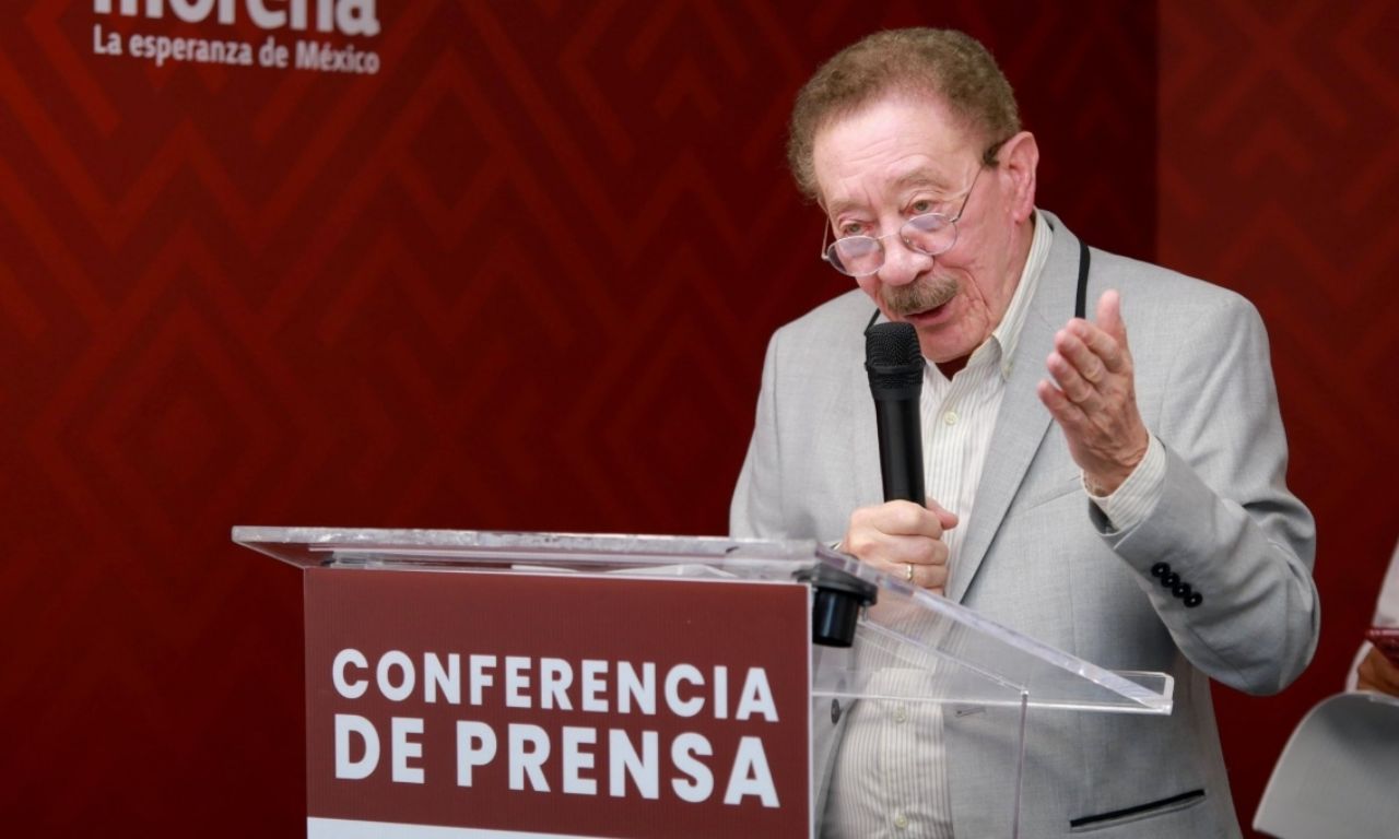 Héctor Díaz Polanco descarta renuncia inmediata a Morena CDMX