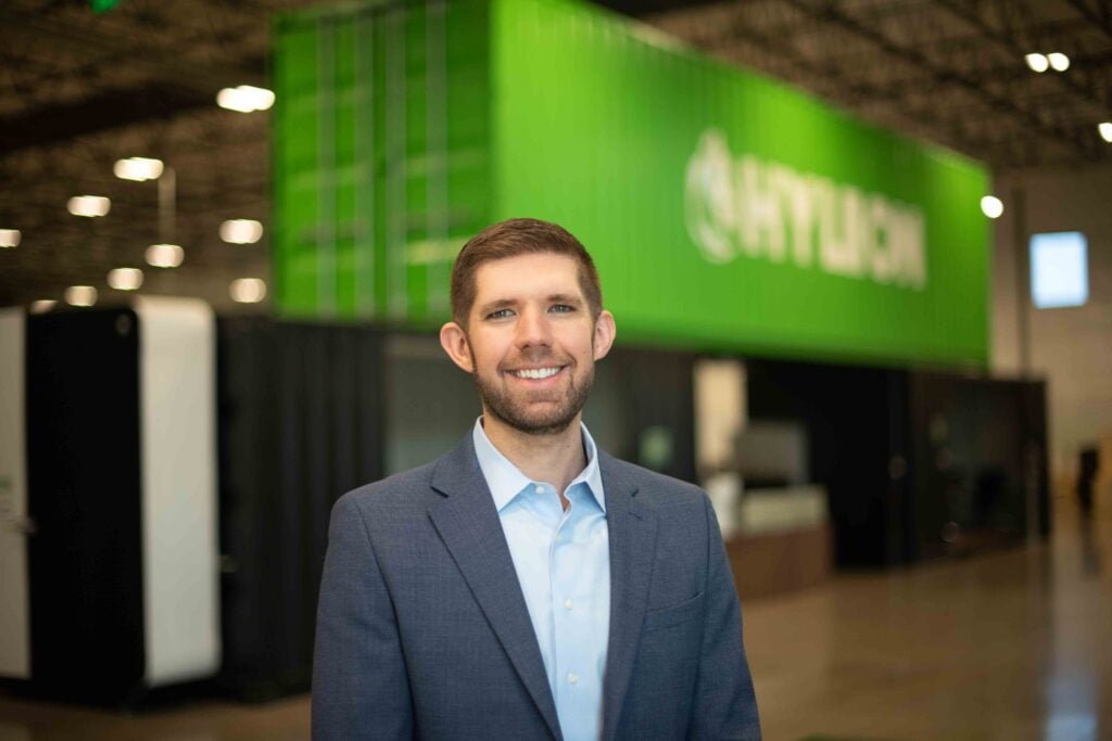 Exclusive: Forget the grid: This CEO says AI data centers are starting ...