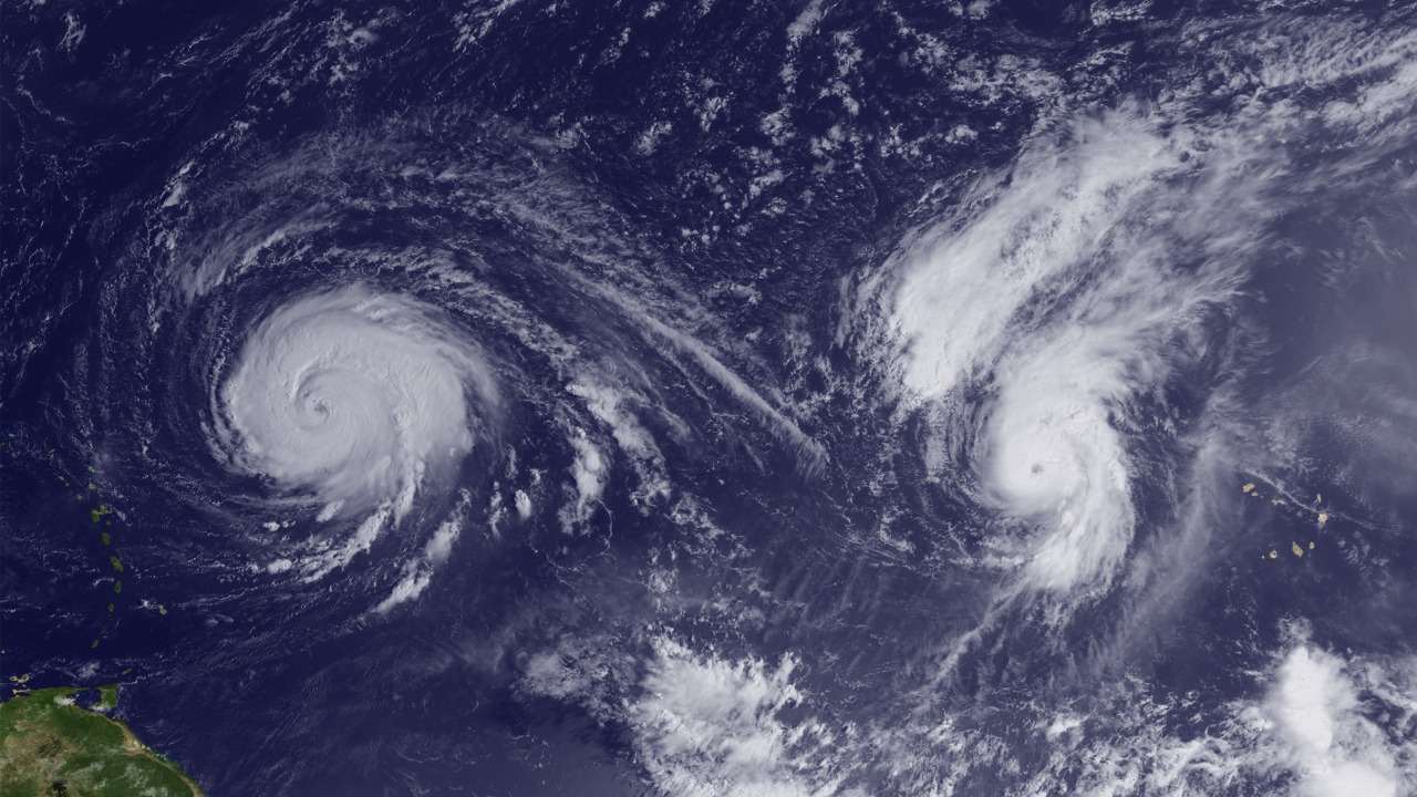 NOAA expects 8 to 14 named storms, 3 to 6 hurricanes, and up to 3 ...