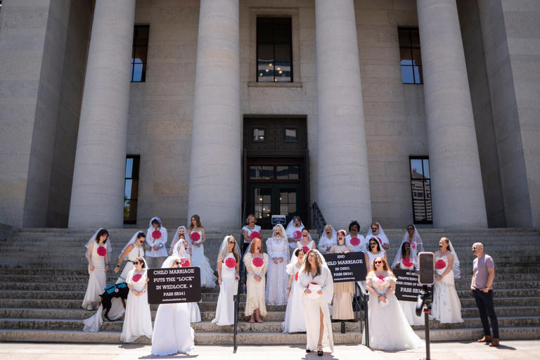 Protesters in bridal gowns push for Ohio to ban child marriage