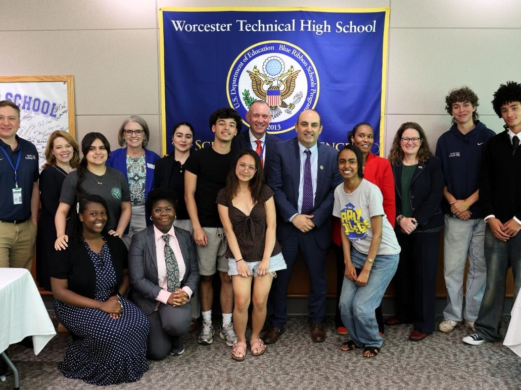 Worcester schools expand early college participation as state adds seats