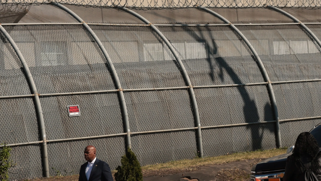 Newark lifts protest curfew as state sues GEO Group