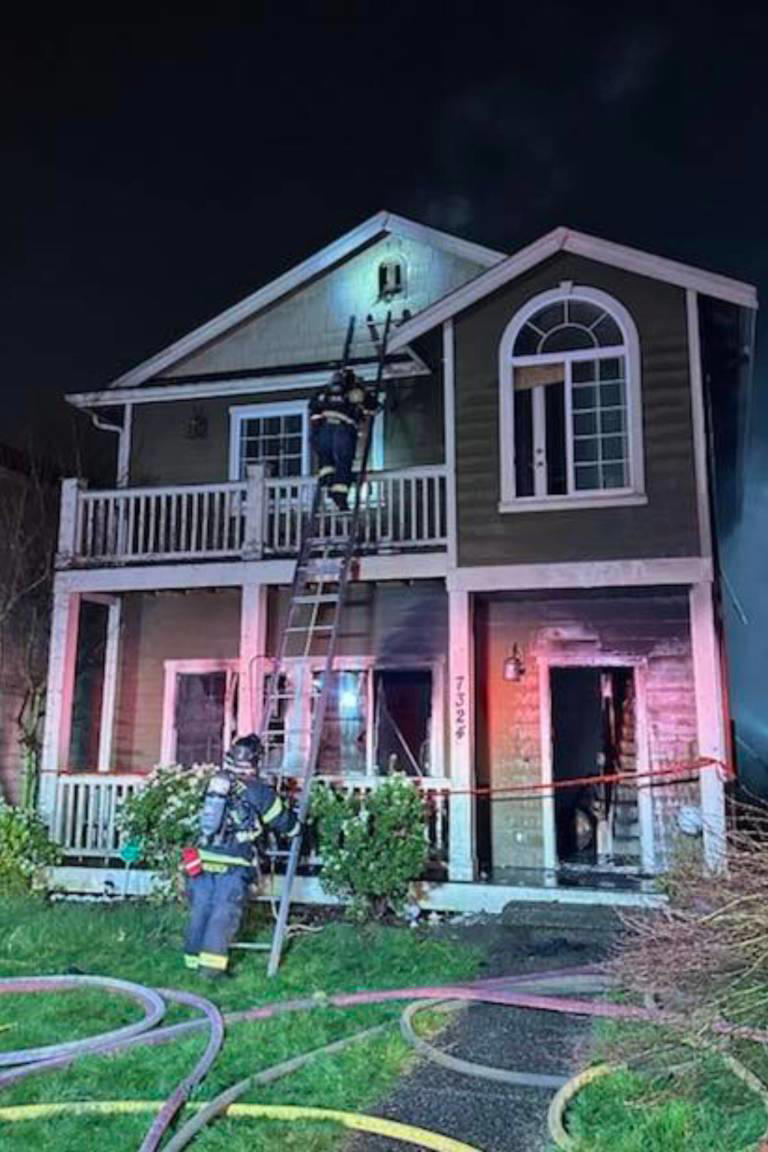 Everett woman suspected of setting her husband’s home on fire
