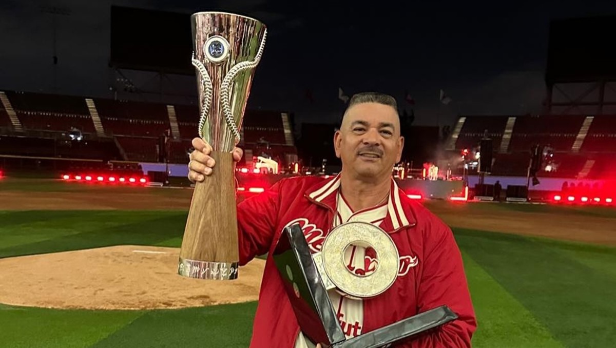 Roberto Espinoza deja de ser coach de pitcheo de los Diablos Rojos del ...