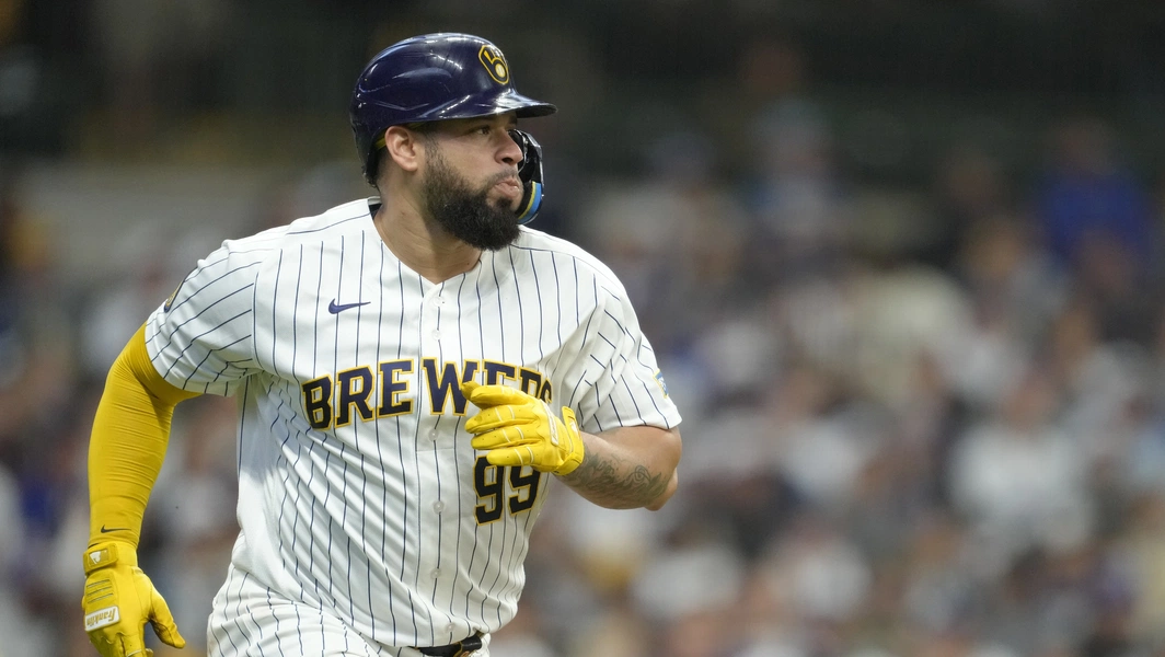 Brewers place Rob Zastryzny back on IL after three days