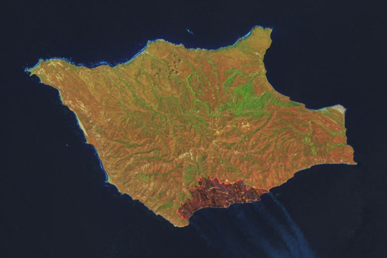 NASA satellite images capture dramatic extent of California wildland fire