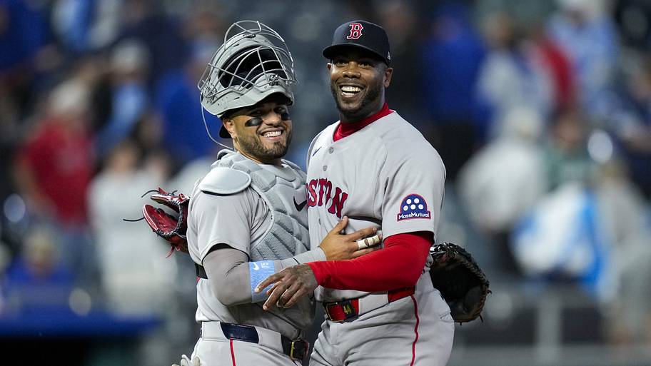 Red Sox's Aroldis Chapman floated for 2 NL Central clubs