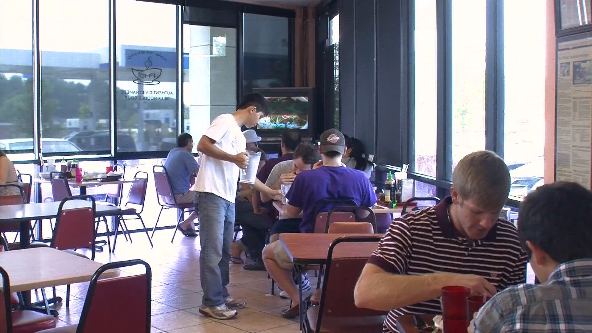 Teen summer job market shrinking