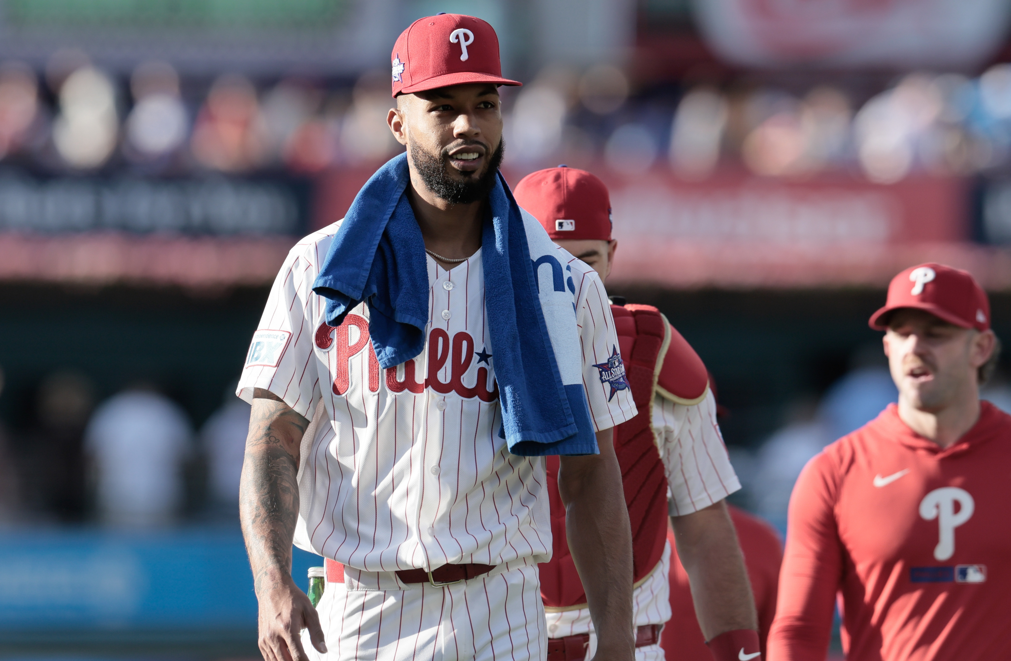 Cristopher Sánchez sets MLB record for most consecutive scoreless ...