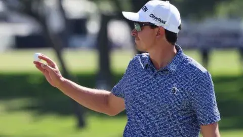 ¡Se mantiene en la cima! Tyrrell Hatton sigue de líder luego de la ...