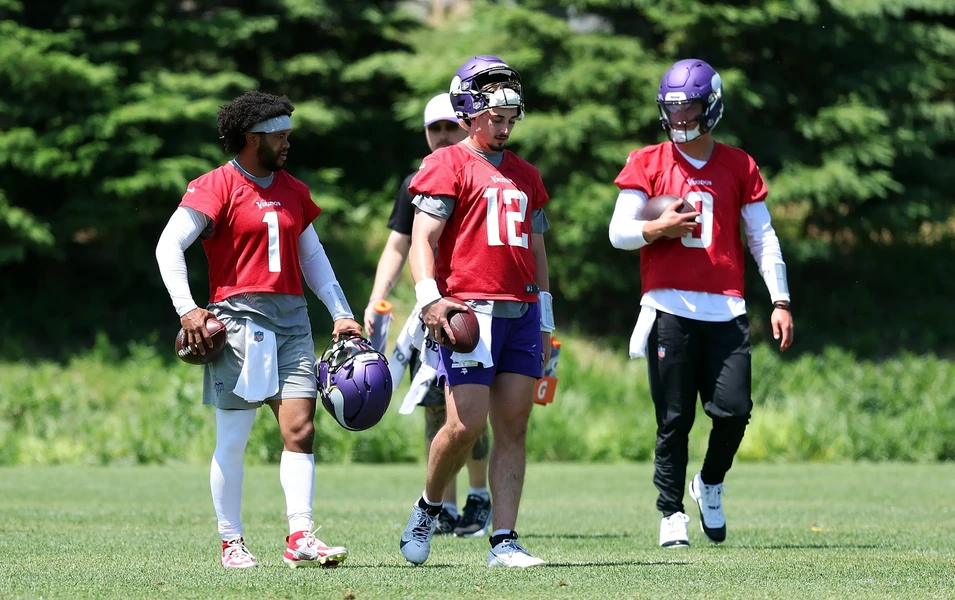 Vikings veterans face roster uncertainty after OTA evaluations