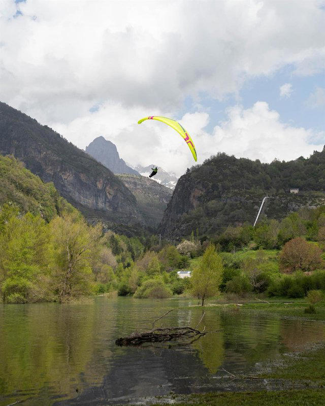 El Pyrenees Open Hike&Fly 'Tu Provincia Huesca La Magia' convierte a ...
