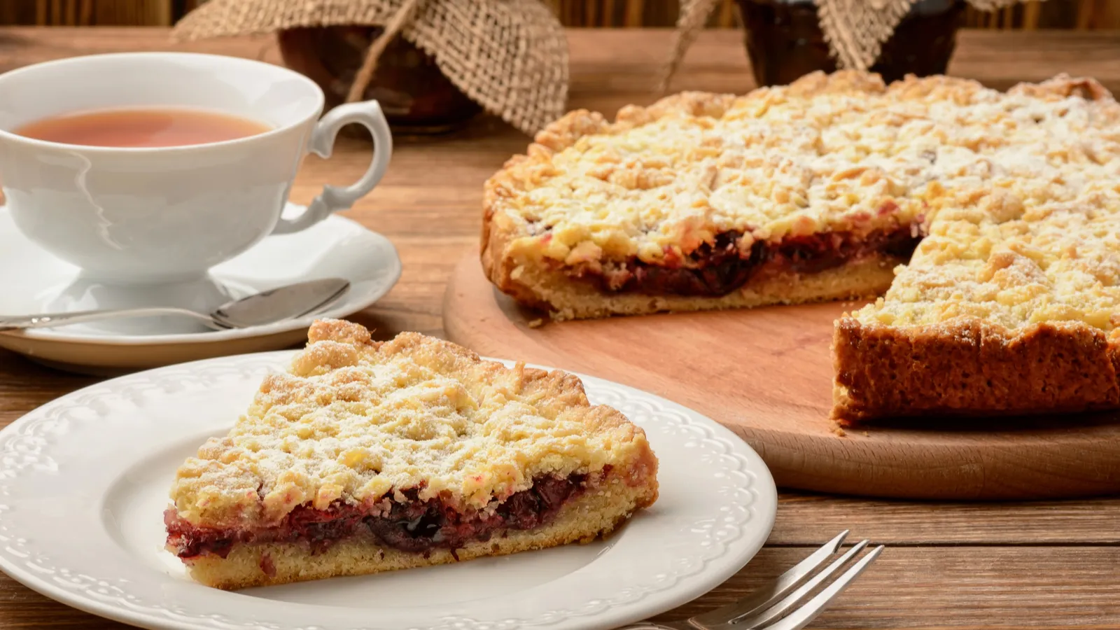This buttery British tart looks bakery worthy but is surprisingly ...