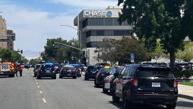 FBI neutralizes man in bomb threat at Chase building in Bakersfield, 10 ...