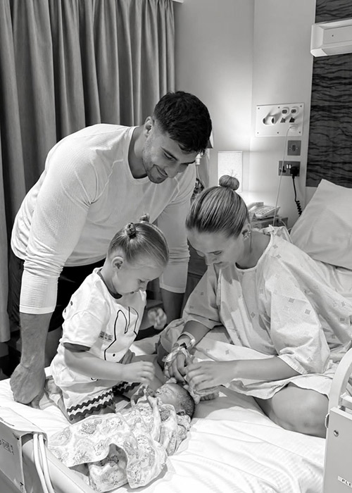 There's your little... Molly-Mae and Tommy reveal gender of second baby