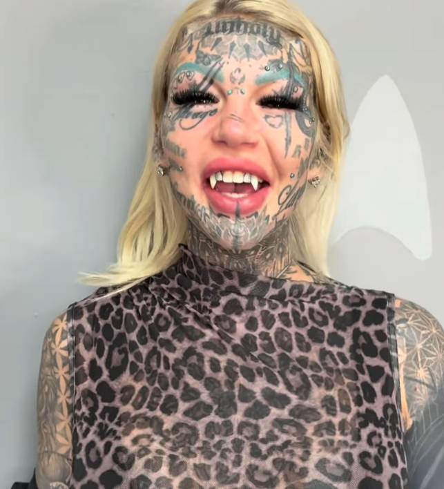 What 'most tattooed woman' looked like before as she flies across world ...