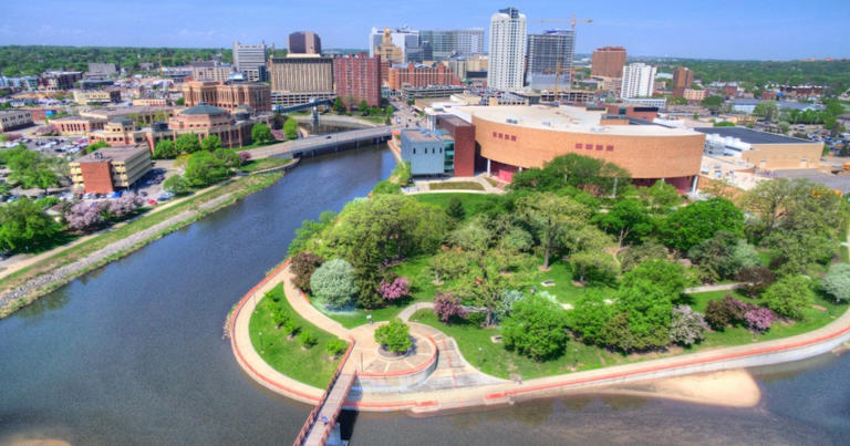 This walkable Minnesota city is perfect for a scenic getaway