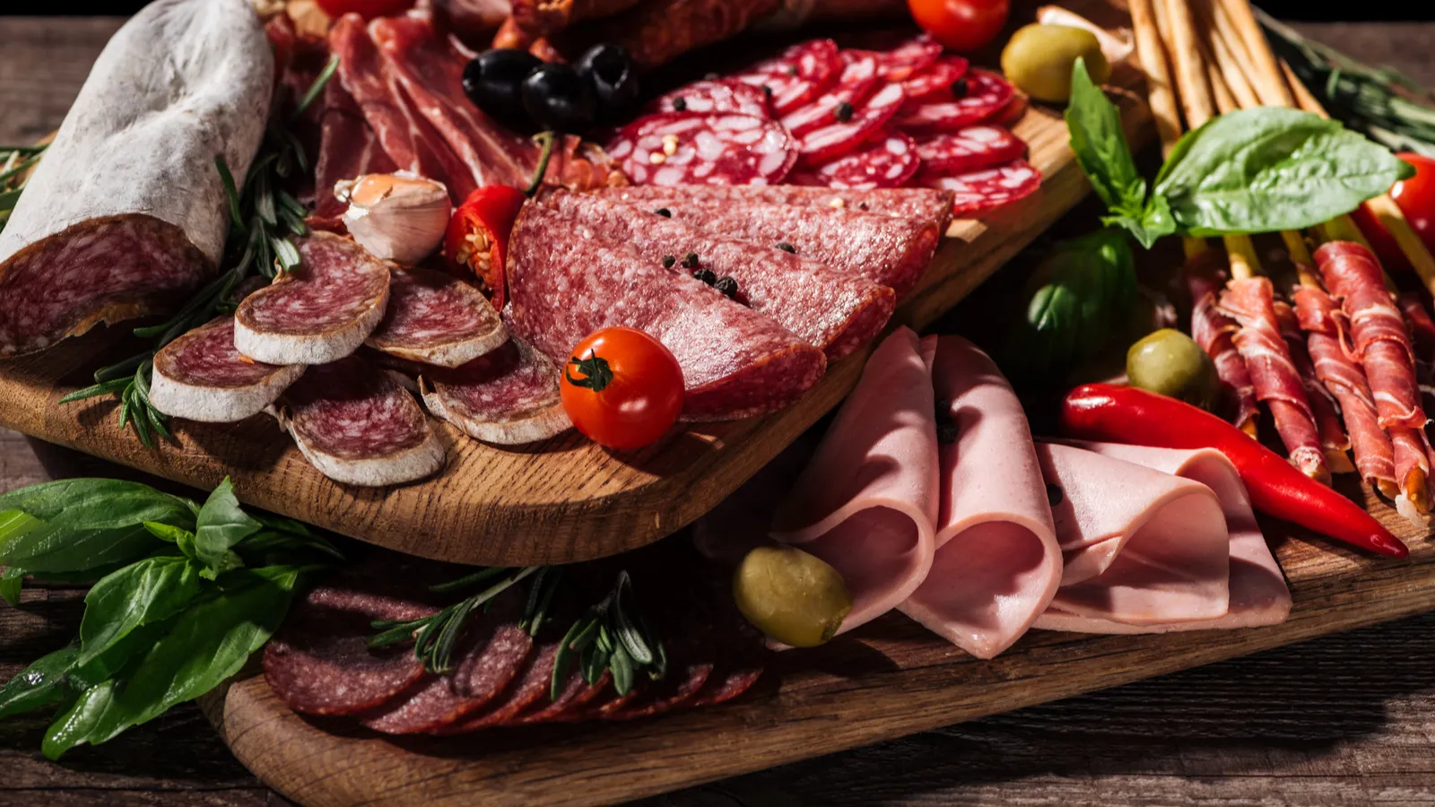 The secret to a beautiful charcuterie board might be this simple 3-3-3 ...