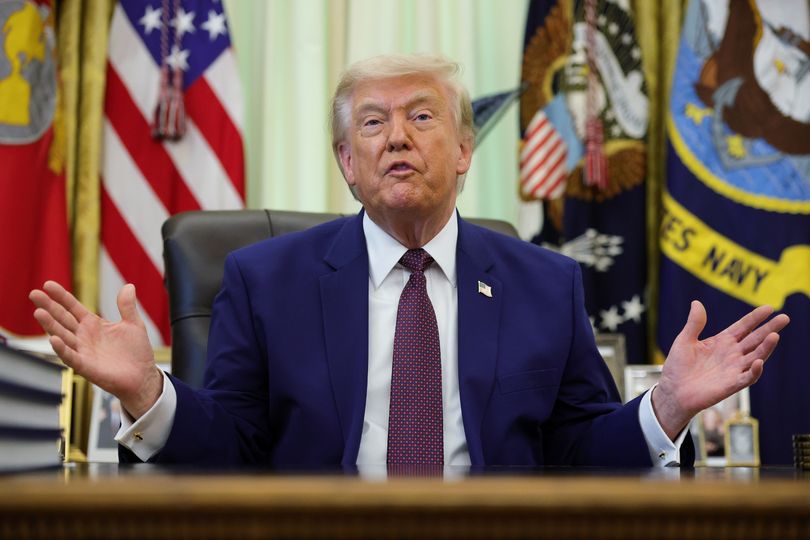 Enraged Trump snaps 'be quiet' at CNN's Kaitlan Collins as he gets ...