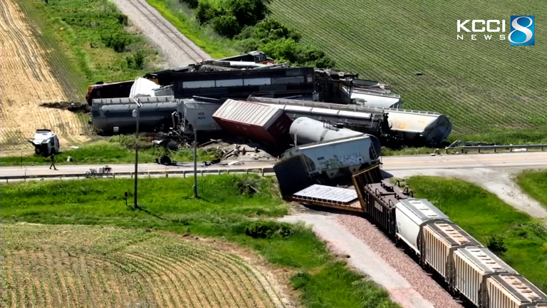 Photos: More than 20 rail cars left the tracks after Iowa Interstate crash
