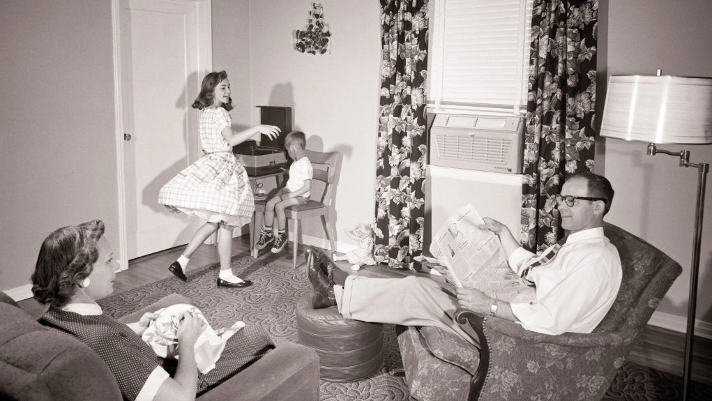 19 social rules that defined 1950s America