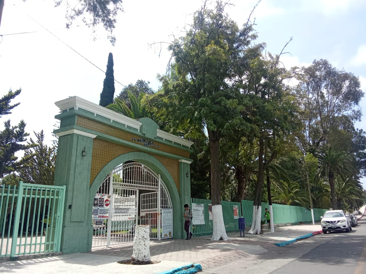 Se intoxican 5 alumnas de escuela secundaria La Poli por consumir gomitas