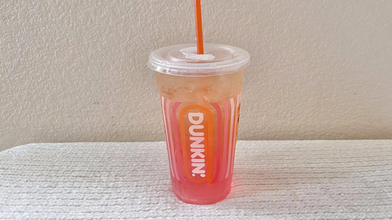 Review: Dunkin's new Barbie pink strawberry cold foam & pink drinks ...