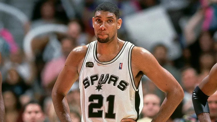Tim Duncan's hair then and now: Photos of ex-Spurs star with dreadlocks ...