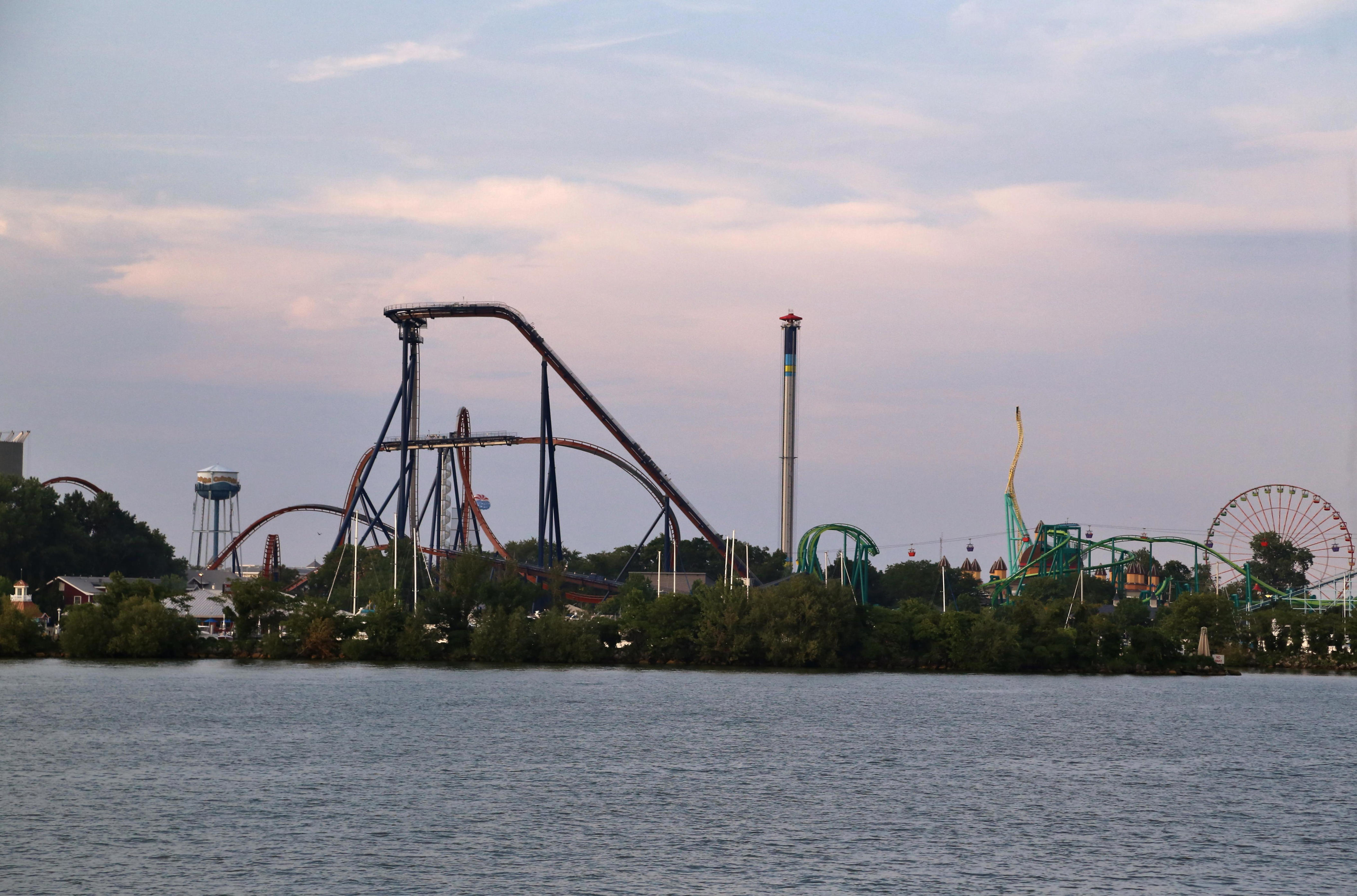 YouTuber banned for life from all Six Flags after roller coaster stunt