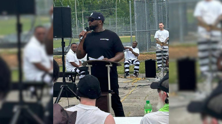 Project Pat gives message of faith, hope with MS inmates