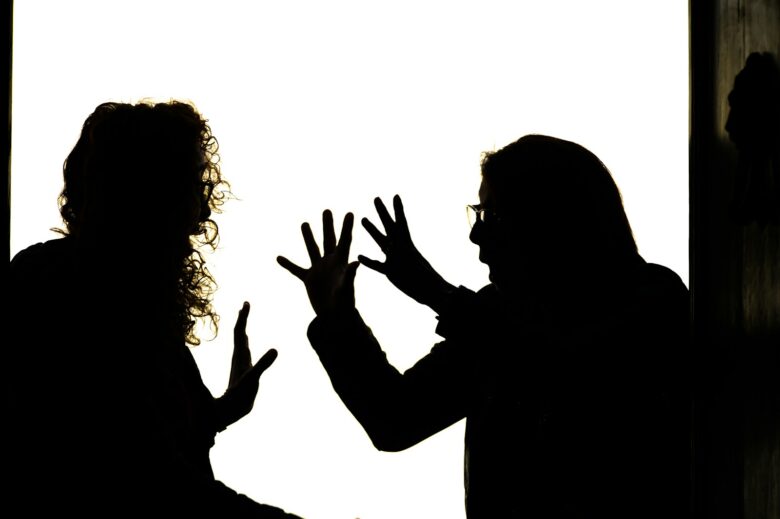 10 phrases manipulators use to get inside your head